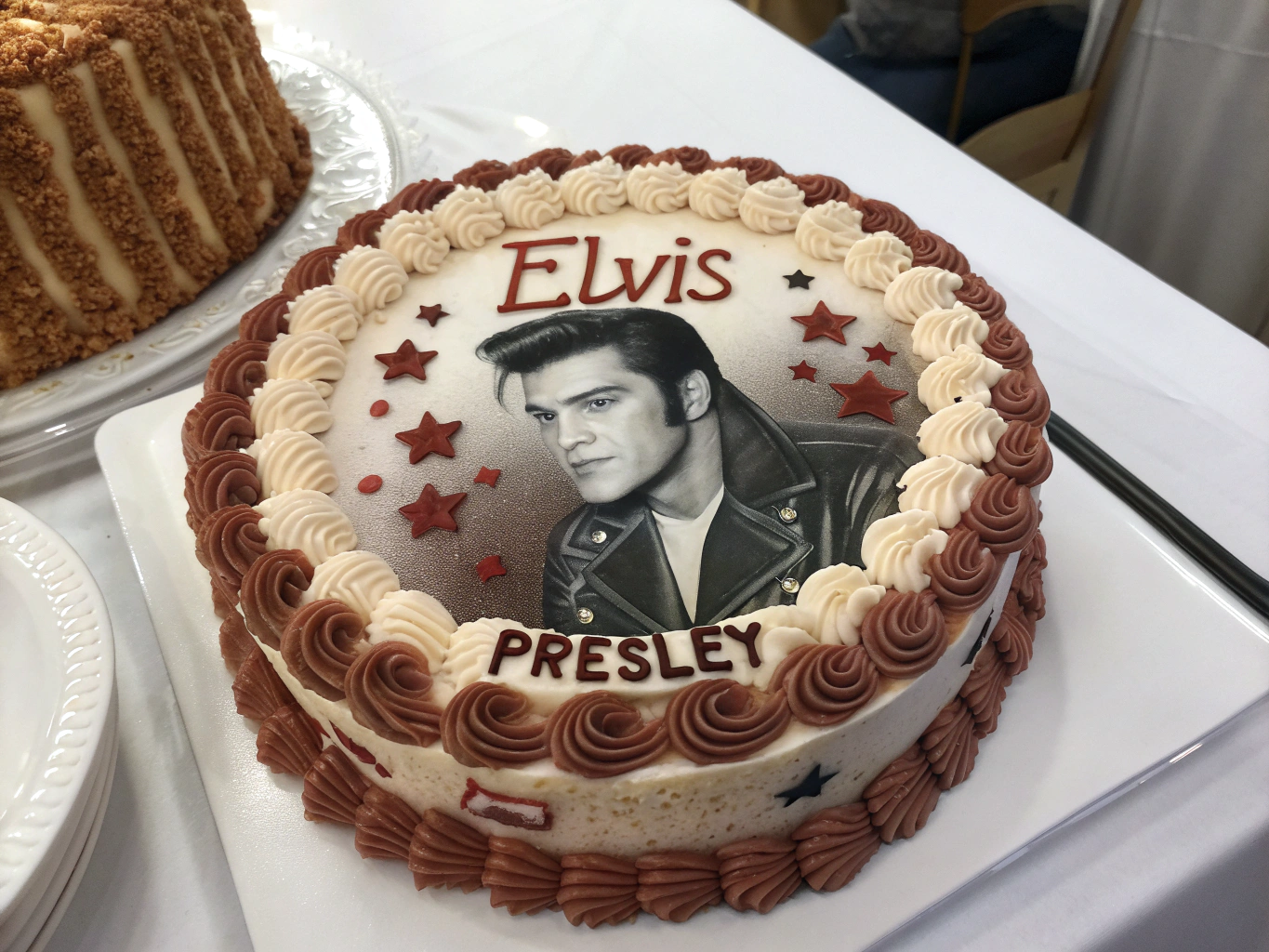 Elvis Presley Cake – Banana Pineapple Delight